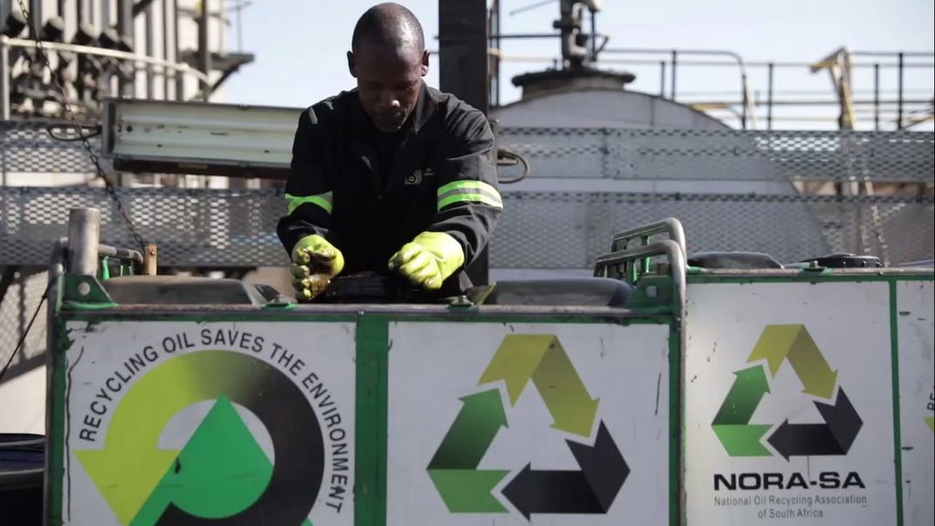 The proper storage and transport of used oil | FUCHS LUBRICANTS SOUTH ...