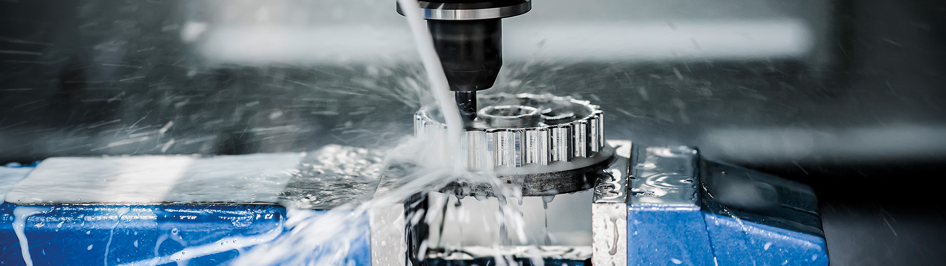 Industrial and Automotive Lubricants | FUCHS SCHMIERSTOFFE GMBH